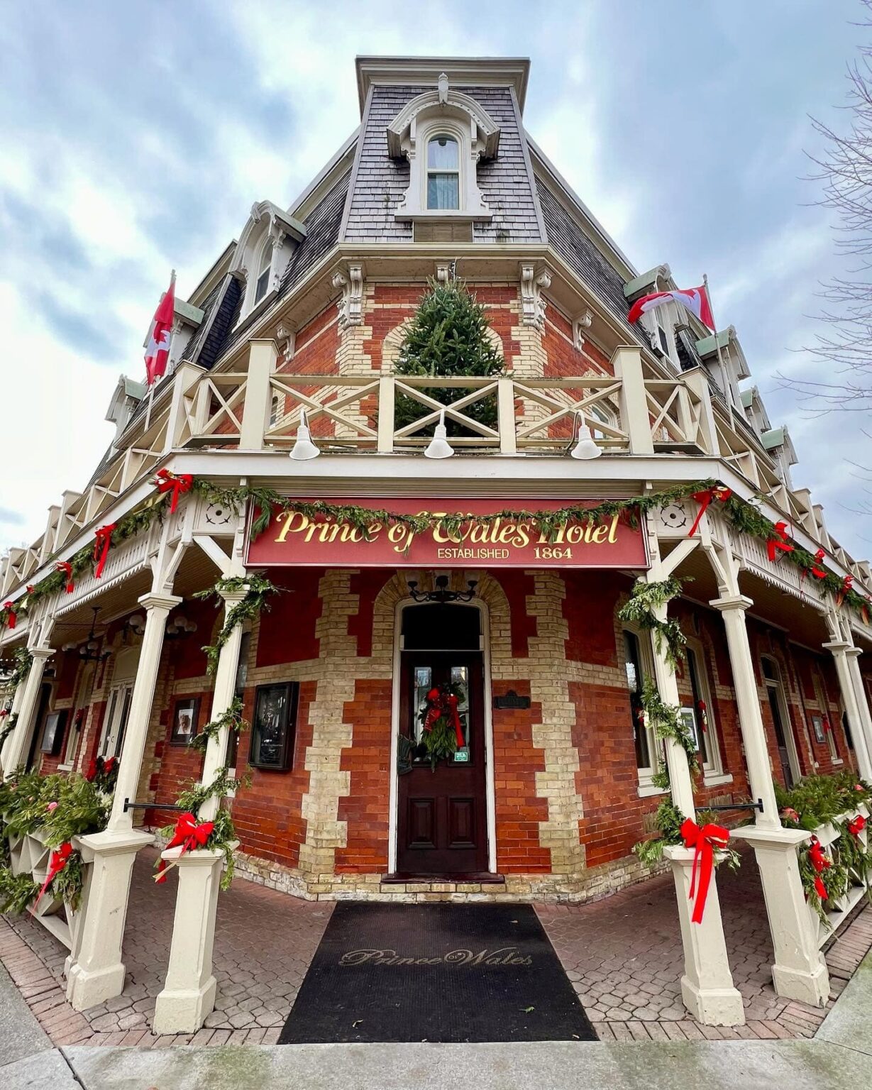 How to Get from Niagara Falls to Niagara-on-the-Lake Easily